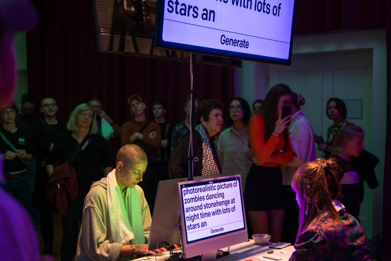 Prompt Battle - Sebastian Schmieg + Florian A. Schmidt + Bernadette ...